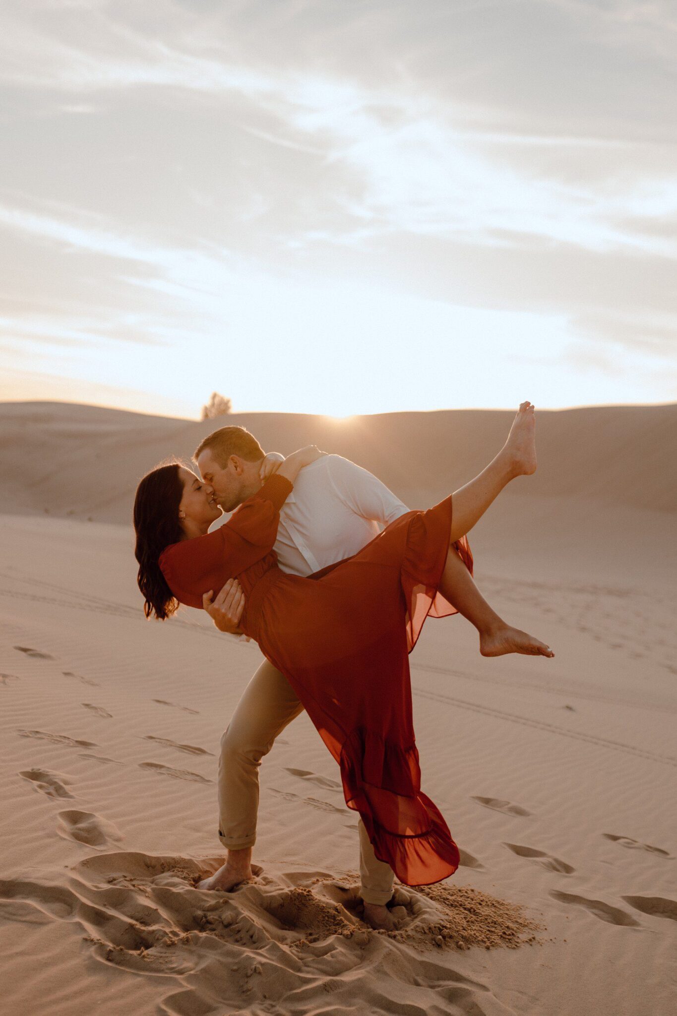 Sand Dunes Engagement Session in Michigan - Cassidy Lynne